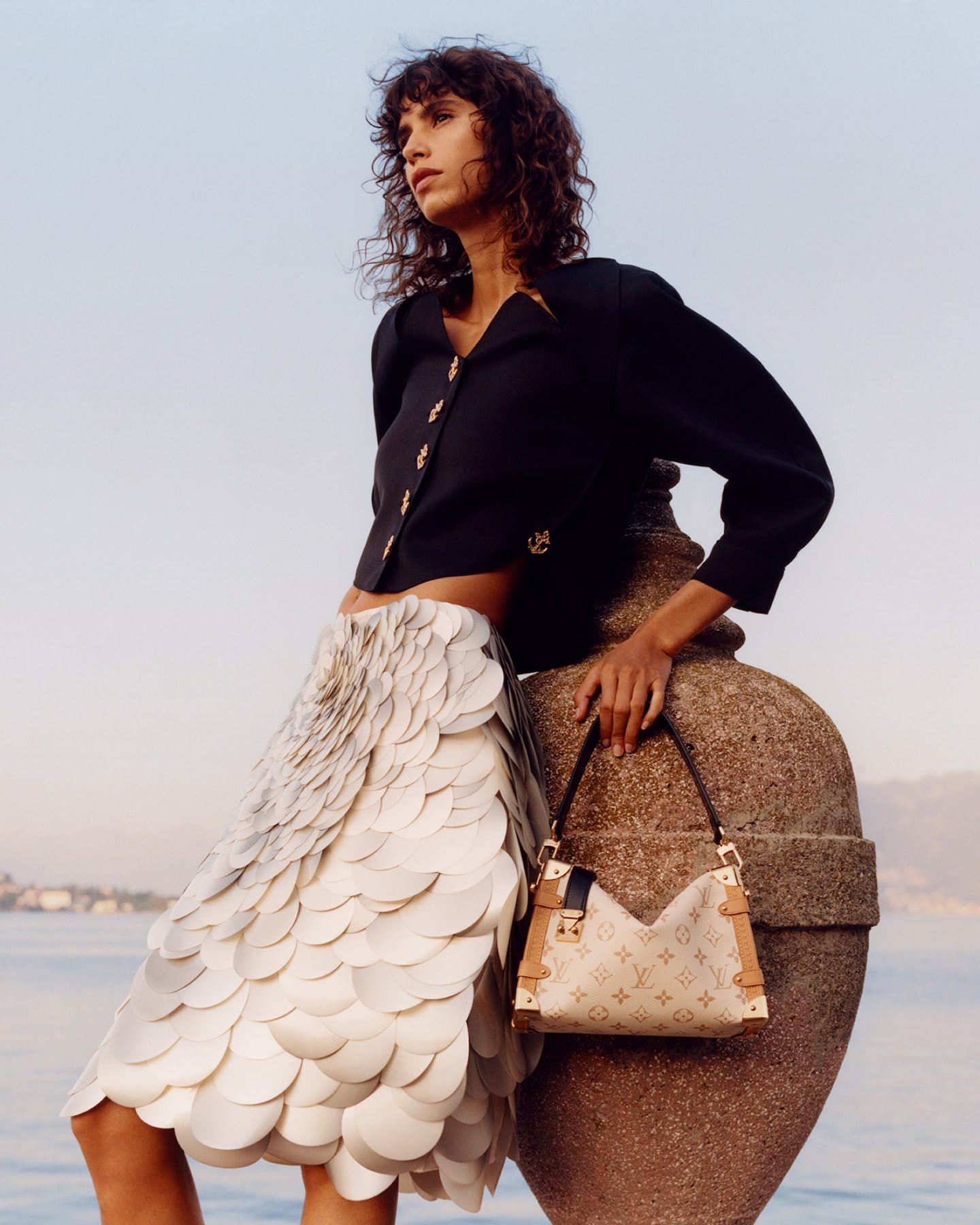 LOUIS VUITTON Official United Kingdom Website - Explore the World of ...