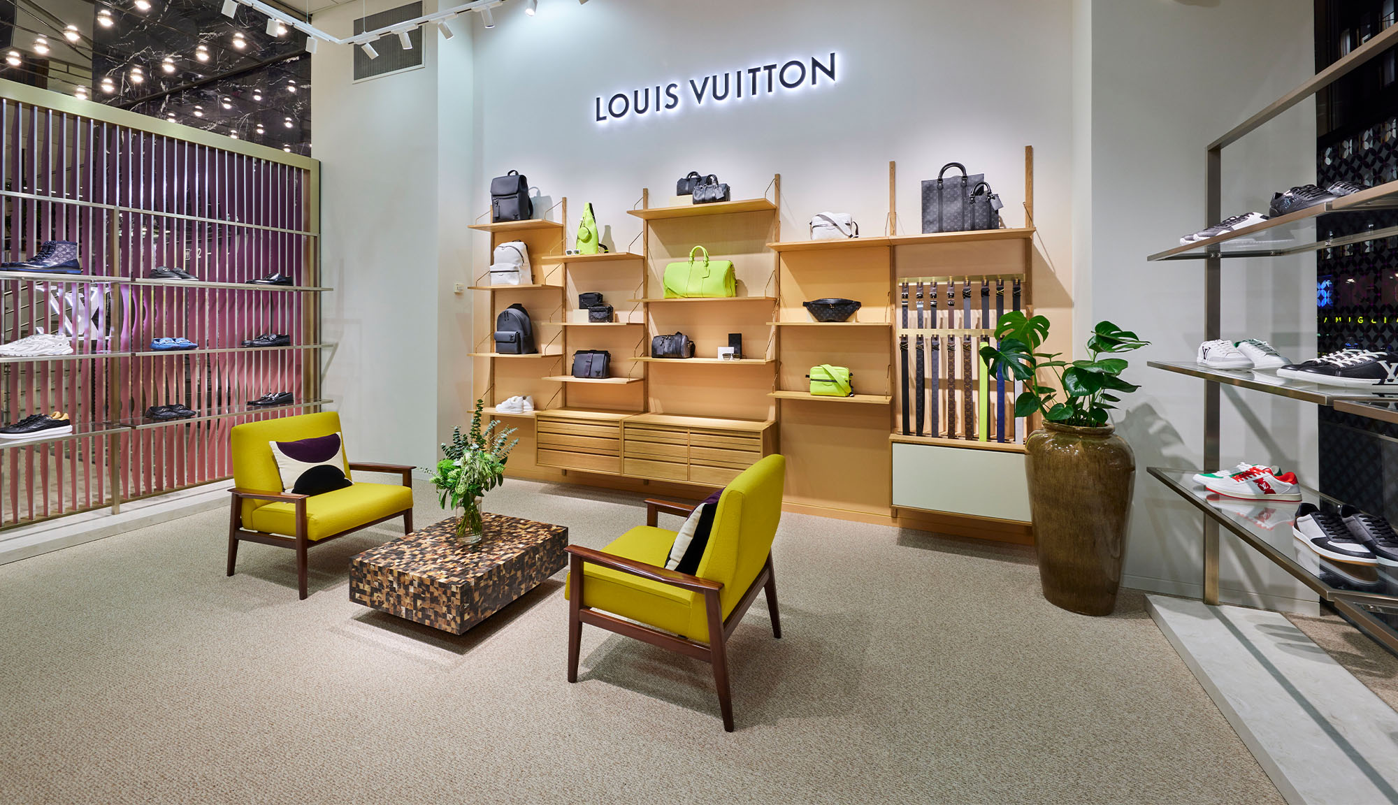 Louis Vuitton Helsinki Store in Helsinki, Finland | LOUIS VUITTON