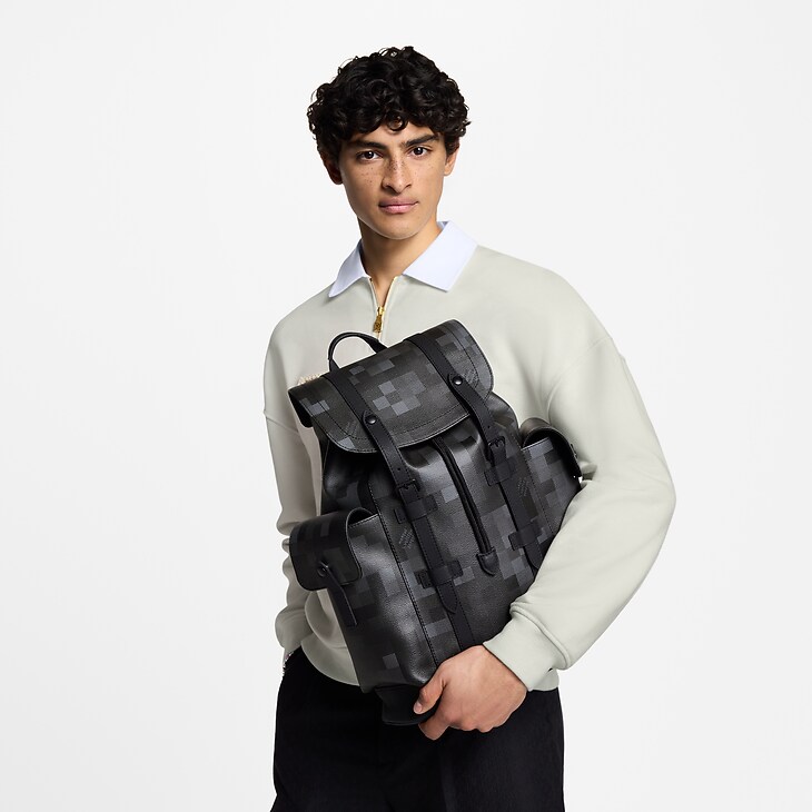 Christopher MM Backpack - Luxury Damoflage Black | LOUIS VUITTON