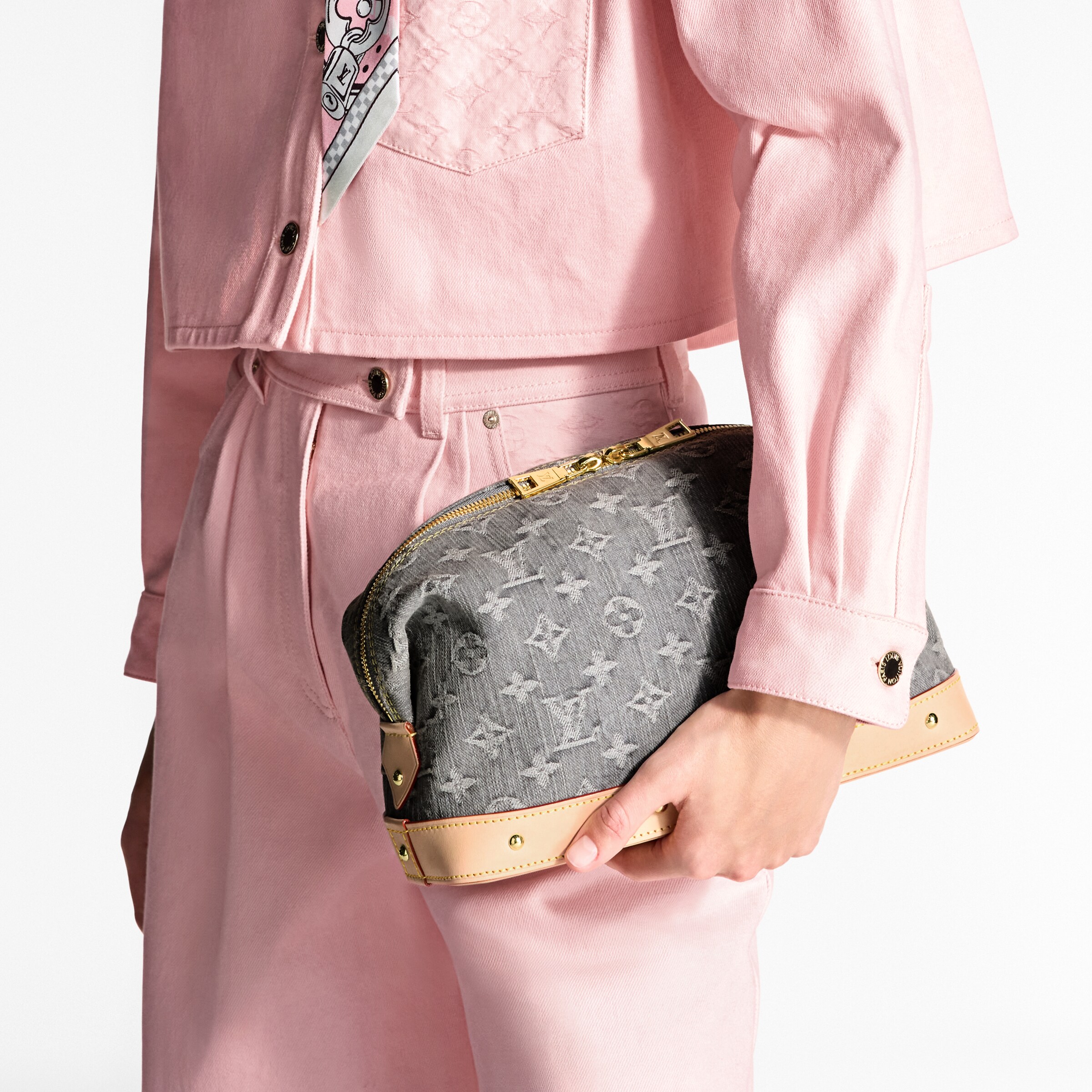 Cosmetic Pouch GM - Luxury Other Monogram Canvas Grey | LOUIS VUITTON