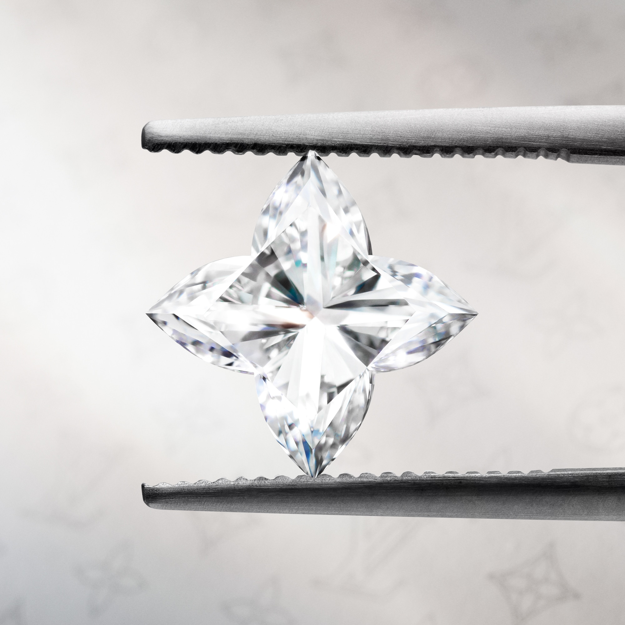 LV Diamonds Pavé Double Ring, LV Monogram Star Cut - Luxury | LOUIS VUITTON