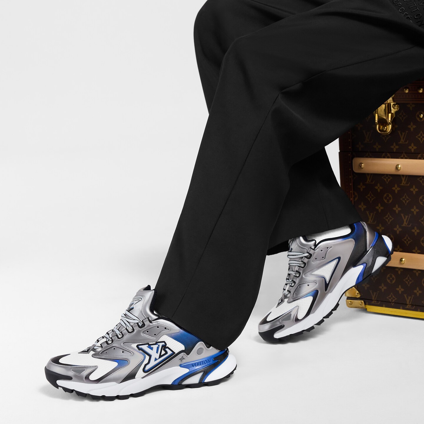 LV Runner Tatic Trainers - Luxury Blue | LOUIS VUITTON