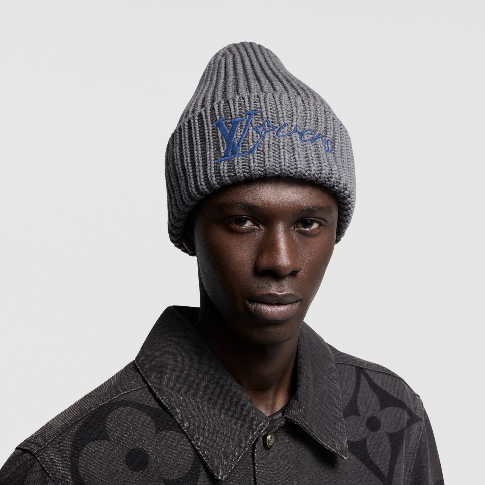 LV Vers Beanie - Luxury S00 Grey | LOUIS VUITTON