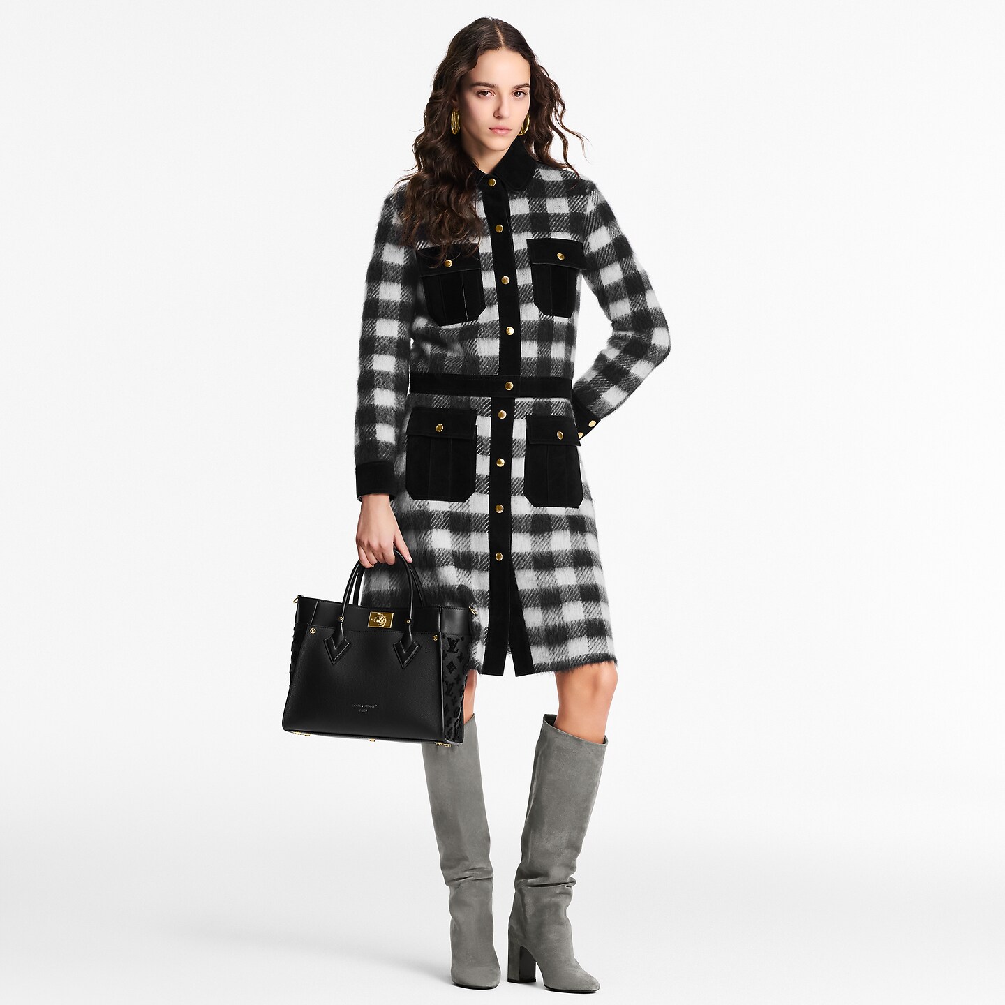 On My Side - Luxury Autres High End Black | LOUIS VUITTON