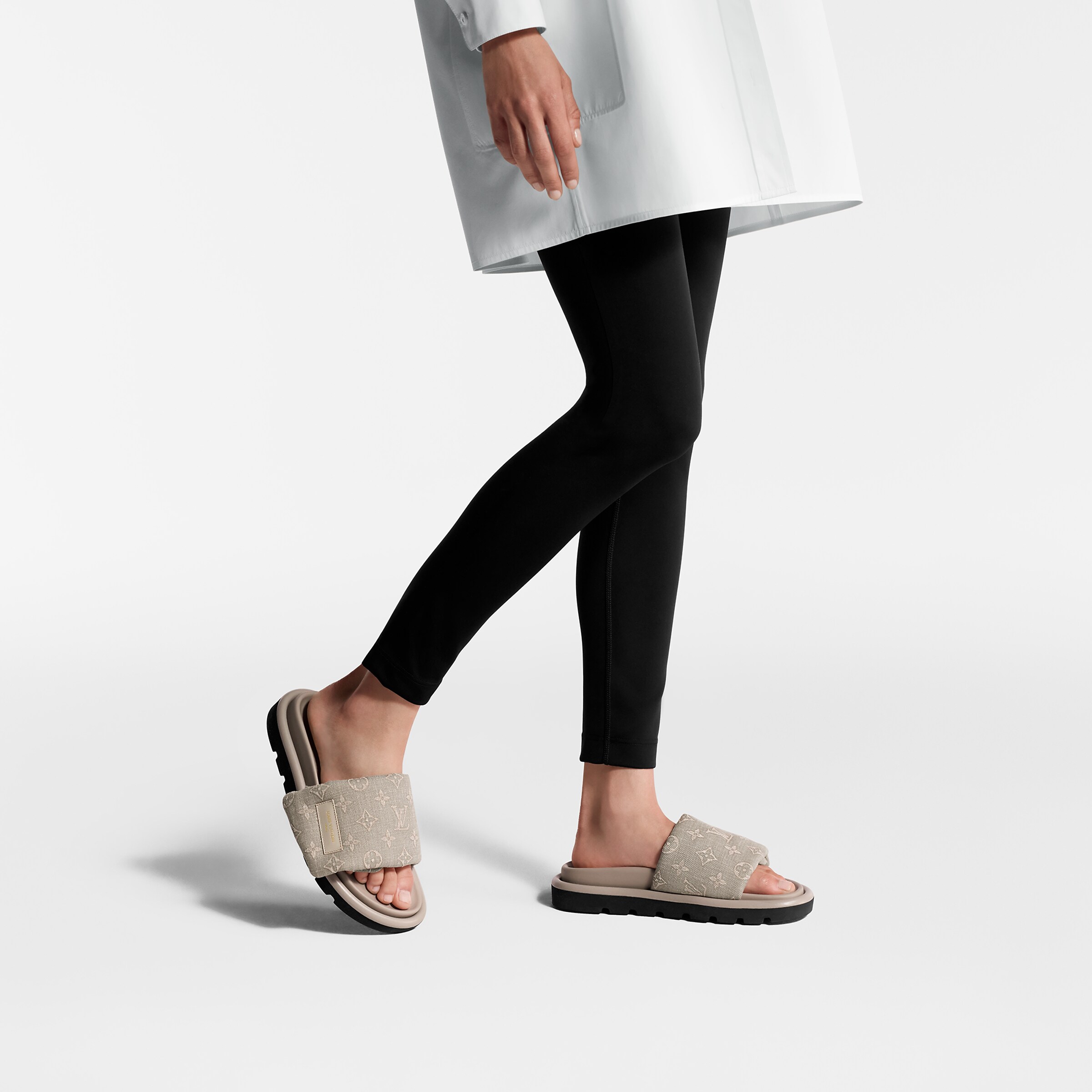 Pool Pillow Flat Comfort Mules - Luxury Beige | LOUIS VUITTON