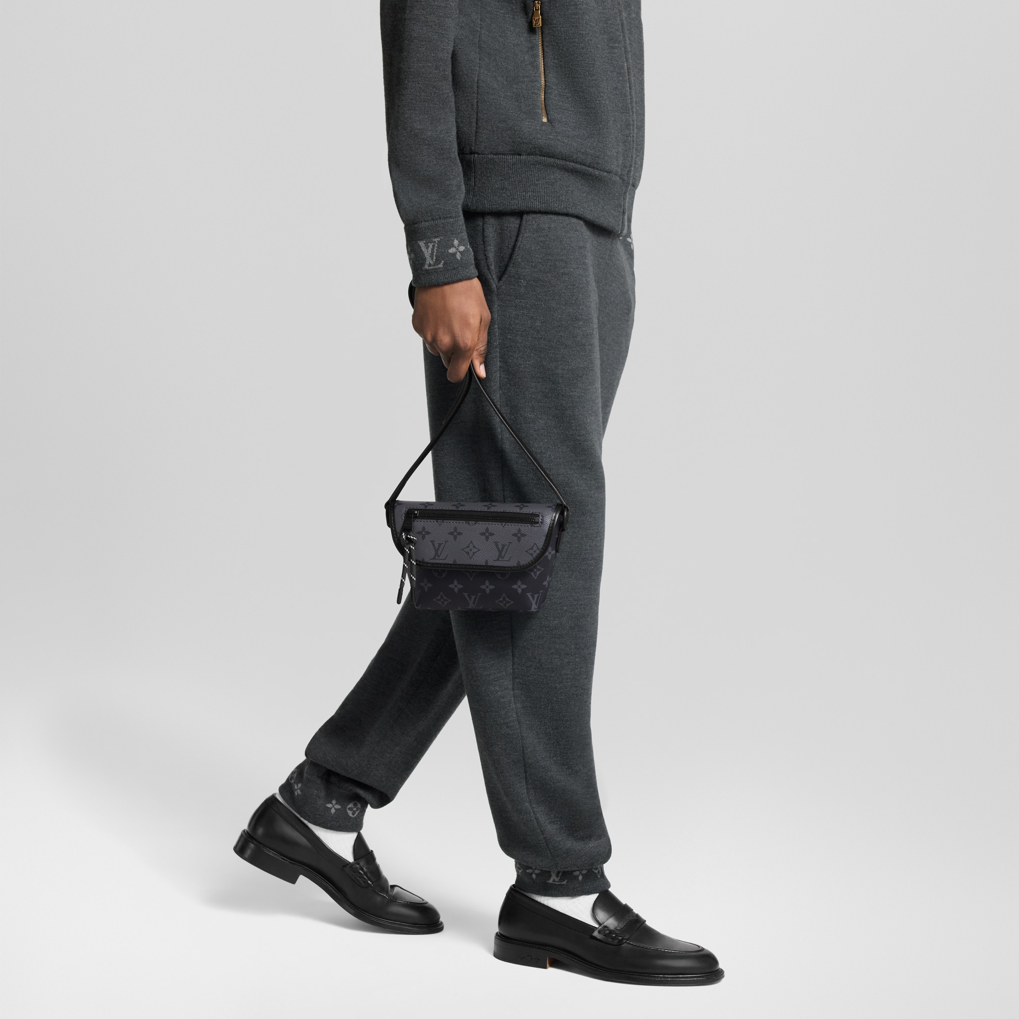 Pulse Wearable Wallet - Luxury Monogram Eclipse Grey | LOUIS VUITTON