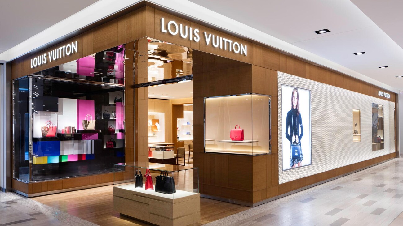 Louis Vuitton Private Client | semashow.com