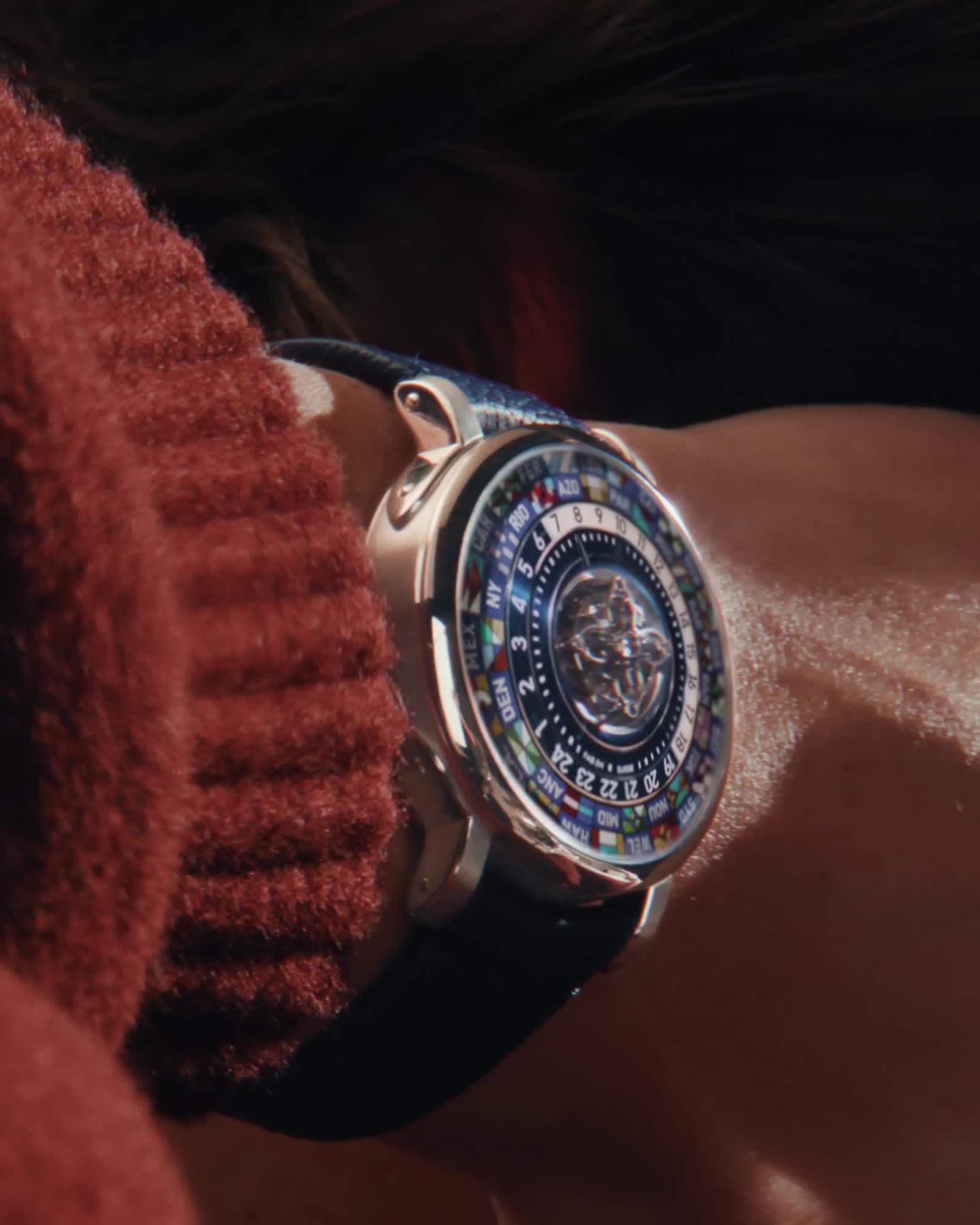 Designer Watches for Men | LOUIS VUITTON